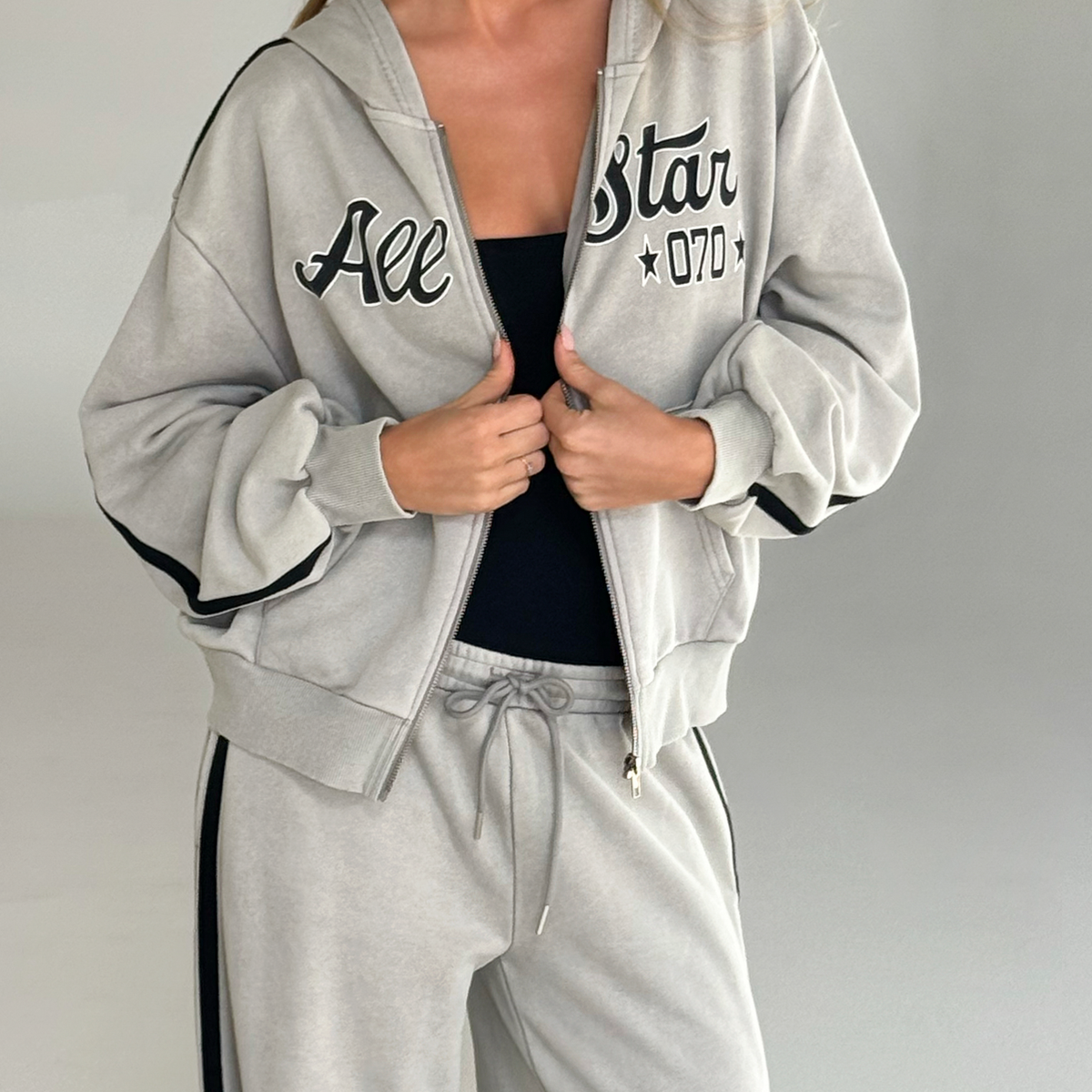 PAYTON HOODIE - STONE – Tiger Mist