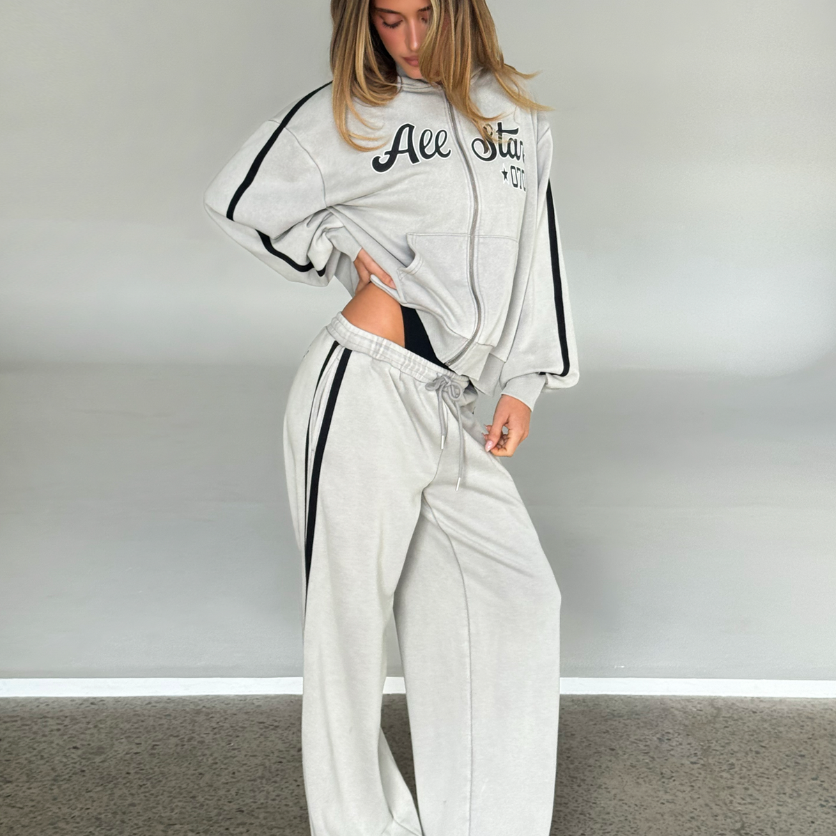 PAYTON TRACKPANT - STONE – Tiger Mist